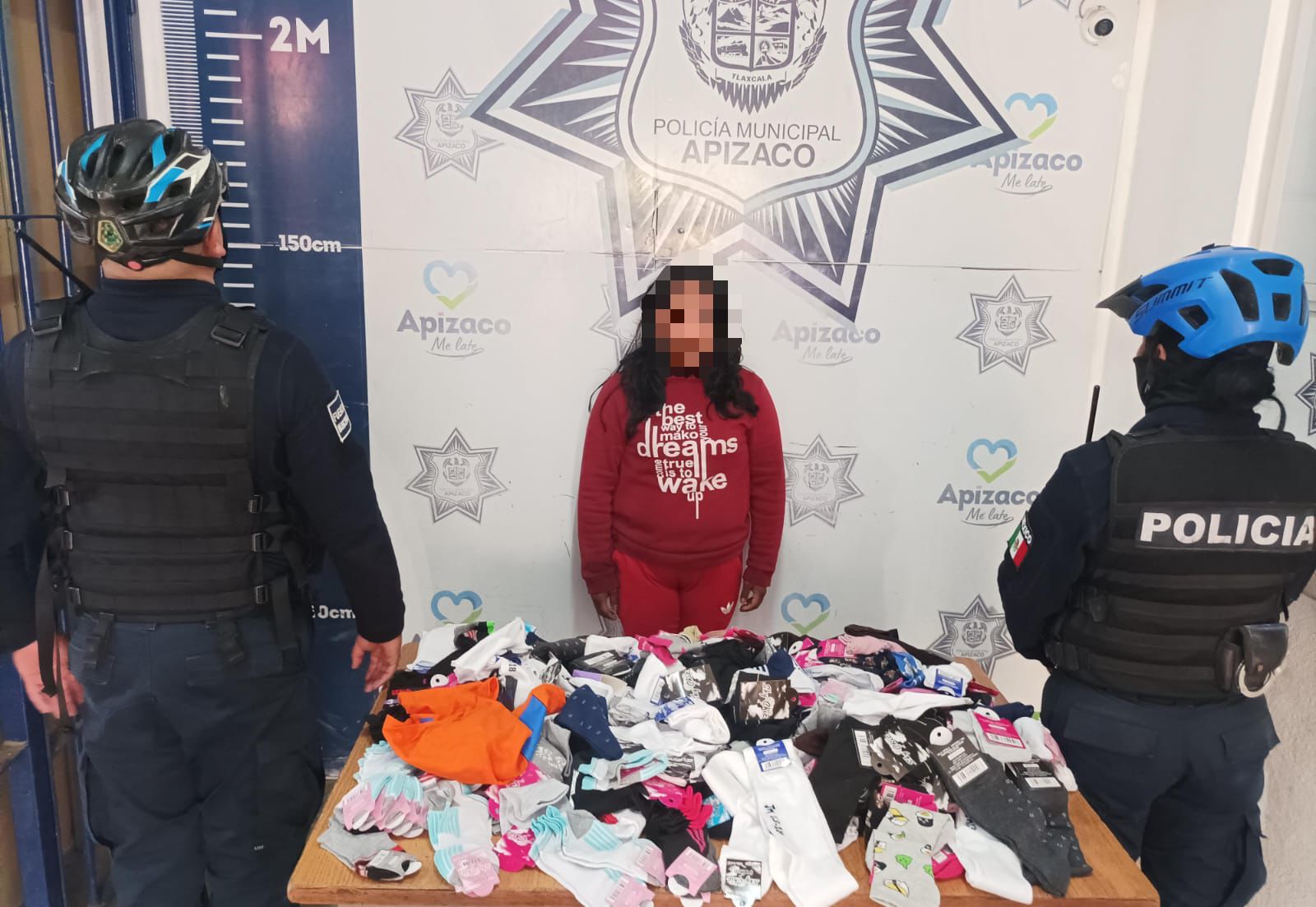 Policía Municipal De Apizaco Detiene A Mujer Del Edomex Por Presunto